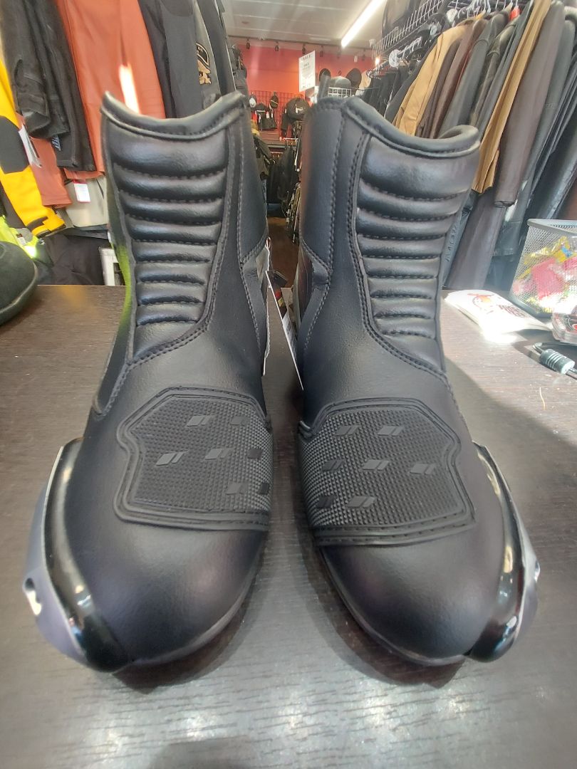 JOE ROCKET Speedmaster Short Leather FOOTWEAR, 42 – Re-Rides Moto Gear