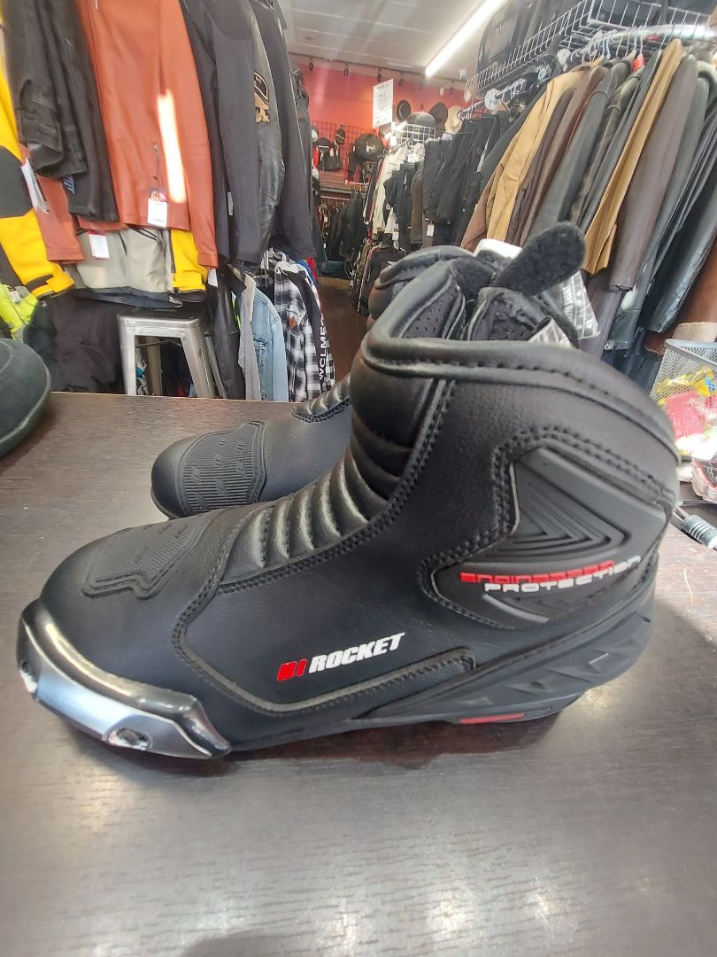 JOE ROCKET Speedmaster Short Leather FOOTWEAR, 42 – Re-Rides Moto Gear